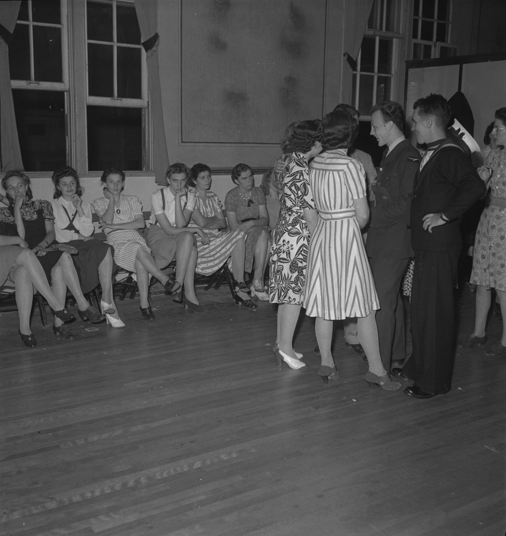 Vintage Photos Of The Social Dance - The Vintage Inn