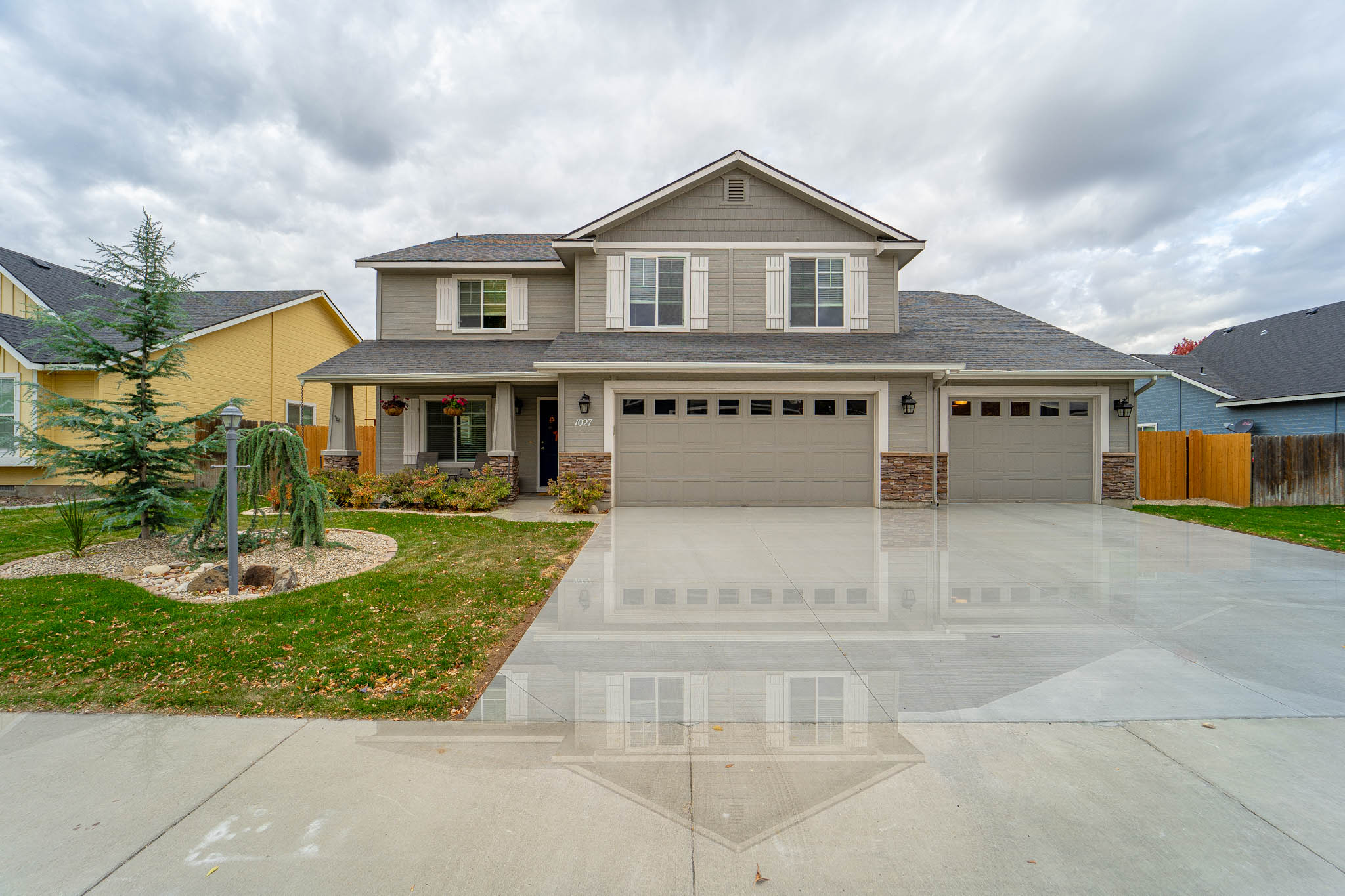 Featured: Stunning 5 Bedroom in Meridian