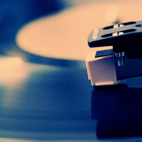 Suggest a song | Stacy Burrows & David Christopher