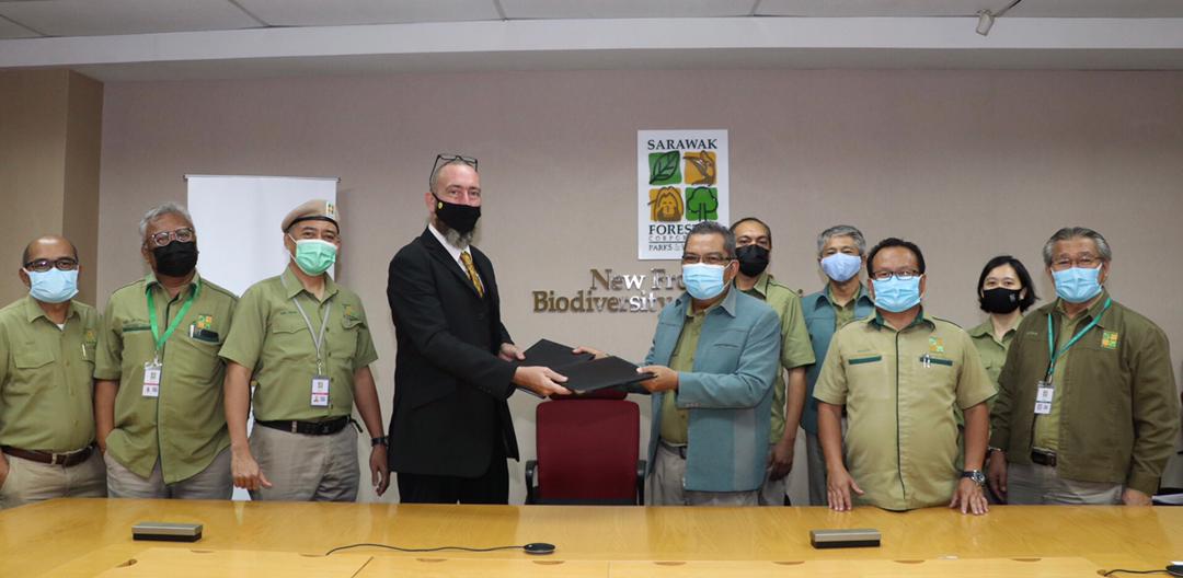 SFC and OPSB ink MoU on conservation, ecotourism collaboration | DayakDaily