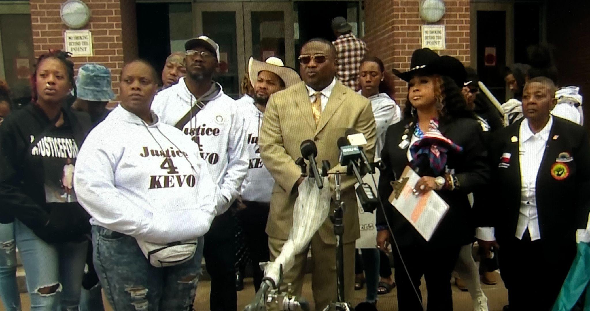 Activists, inmate families demand change at Harris County Jail ...