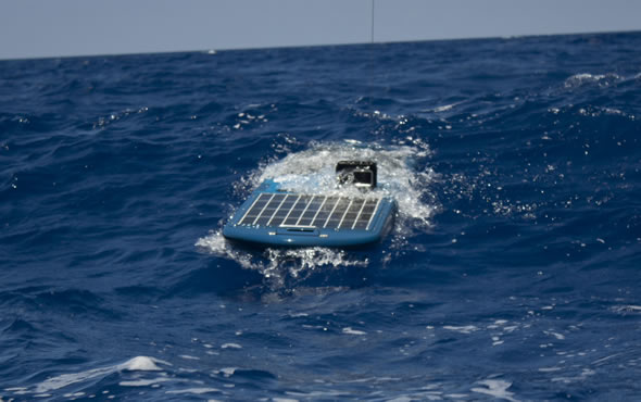 Liquid Robotics Offer Wave Glider Robots to the Military