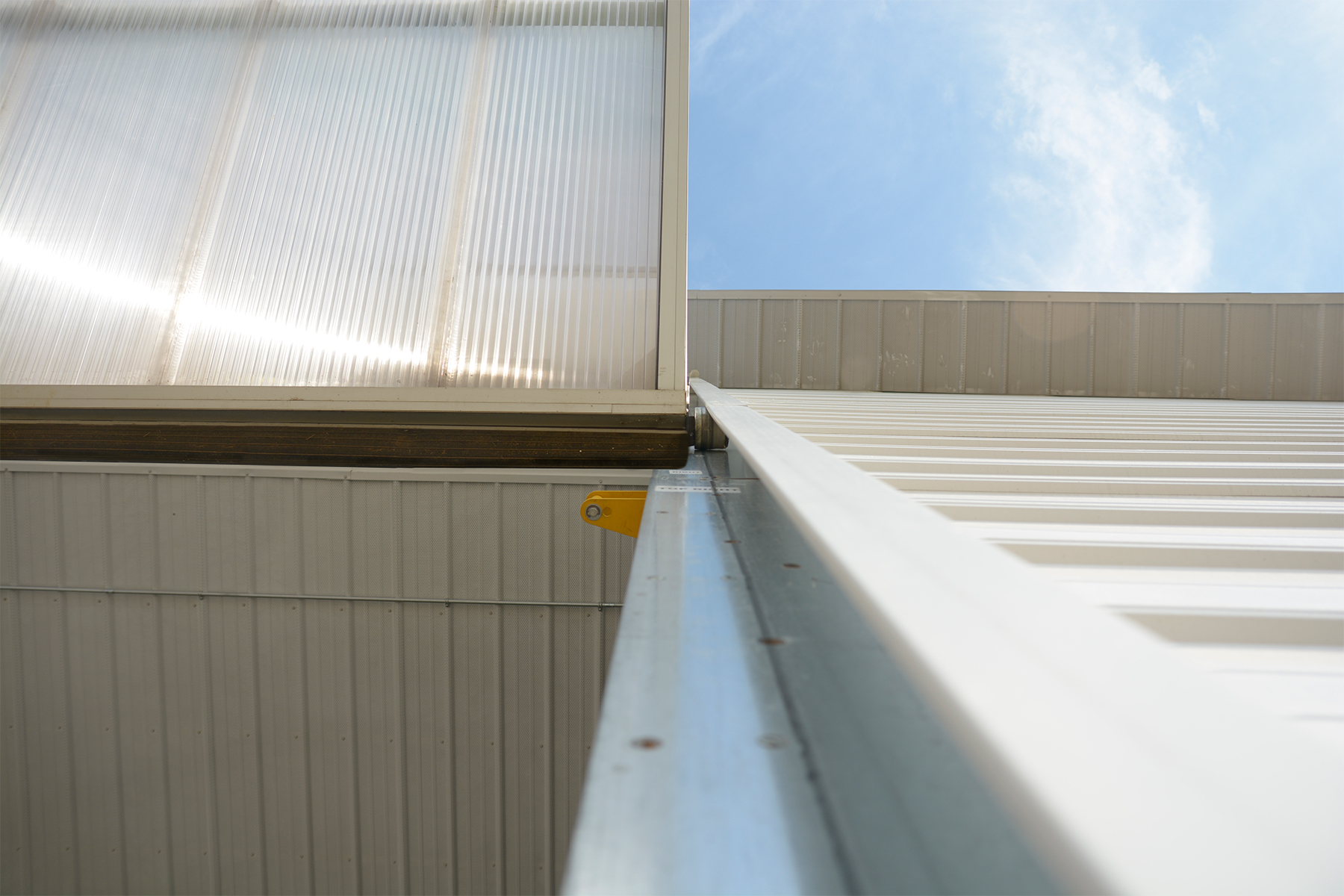 J Channel Tracks for Bifold Doors | Diamond Doors