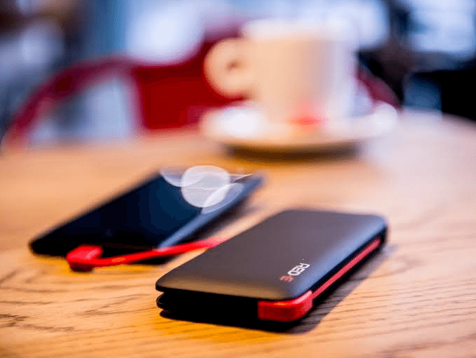 Introducing the Red-E RC60 Powerbank - Digital Street