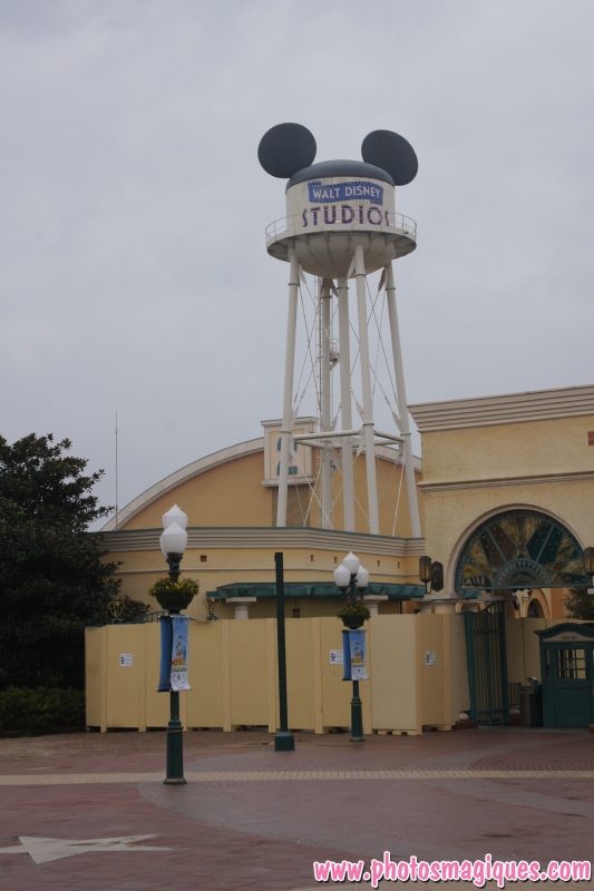Additional turnstiles come into service at Walt Disney Studios Park ...