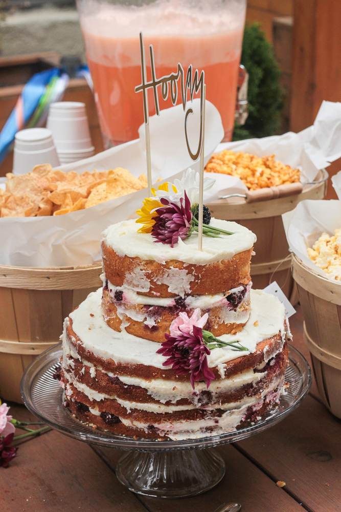 A Cake for Spring - Domestic B(i)atch