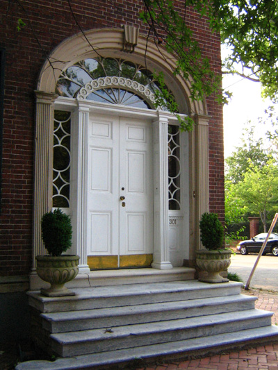 Fanlight and Sidelights « Doorways Around the World