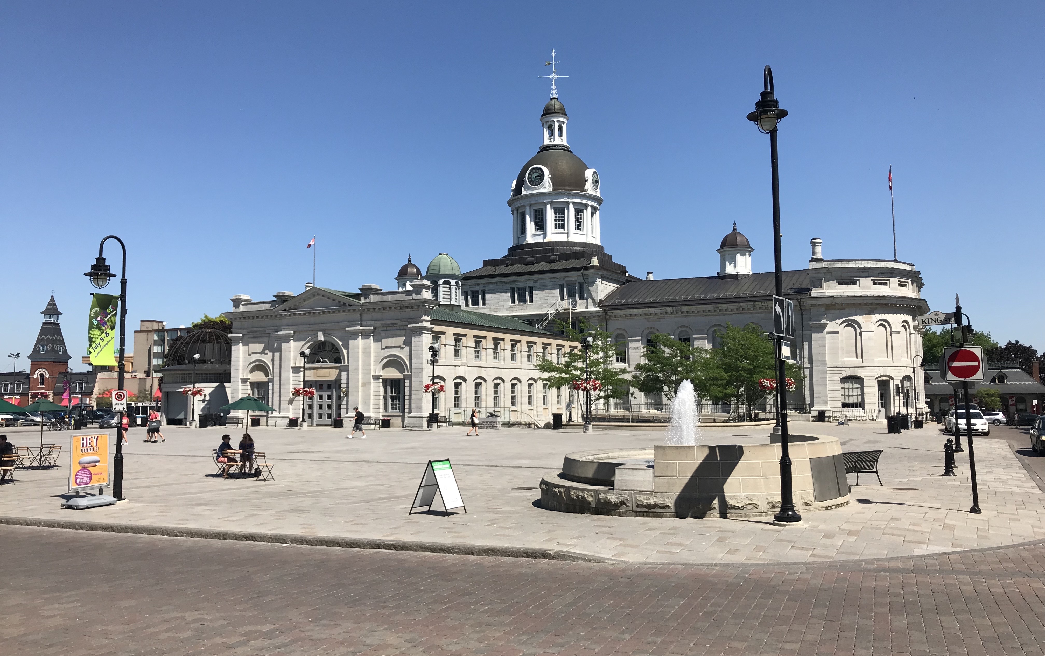 We had an eye for Kingston – Doug and Dana and a Boat