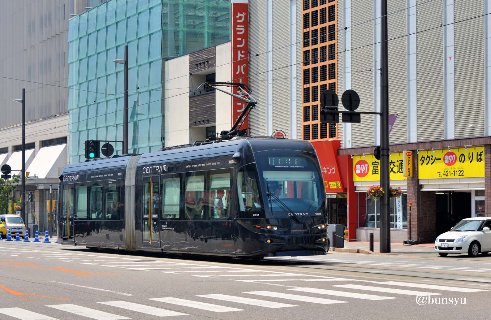 2016年 初夏の北陸路一人旅 Part8 富山地方鉄道市内線を撮る | DRFC-OB デジタル青信号