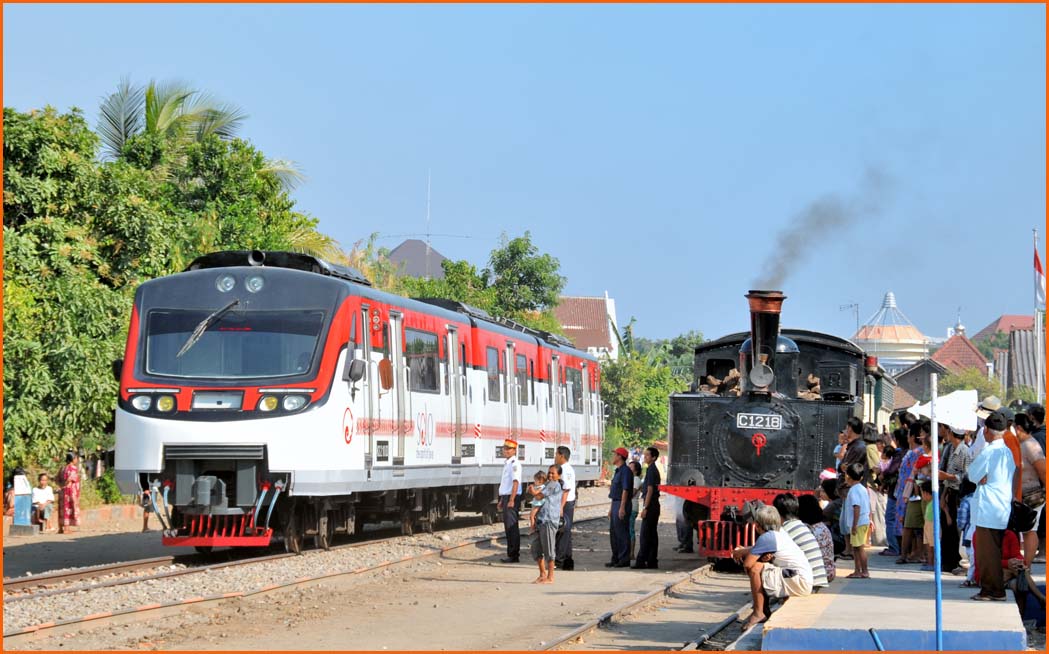 八月だ、もっと熱くなろう！2016年 赤道直下のインドネシアSL撮影の旅 Part7 ソロの併用軌道 ウォノギリ線に乗る・撮る | DRFC-OB デジタル青信号