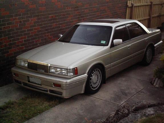 Litres of luxury - The Mazda 929 - DRIVE ANOTHER DAY