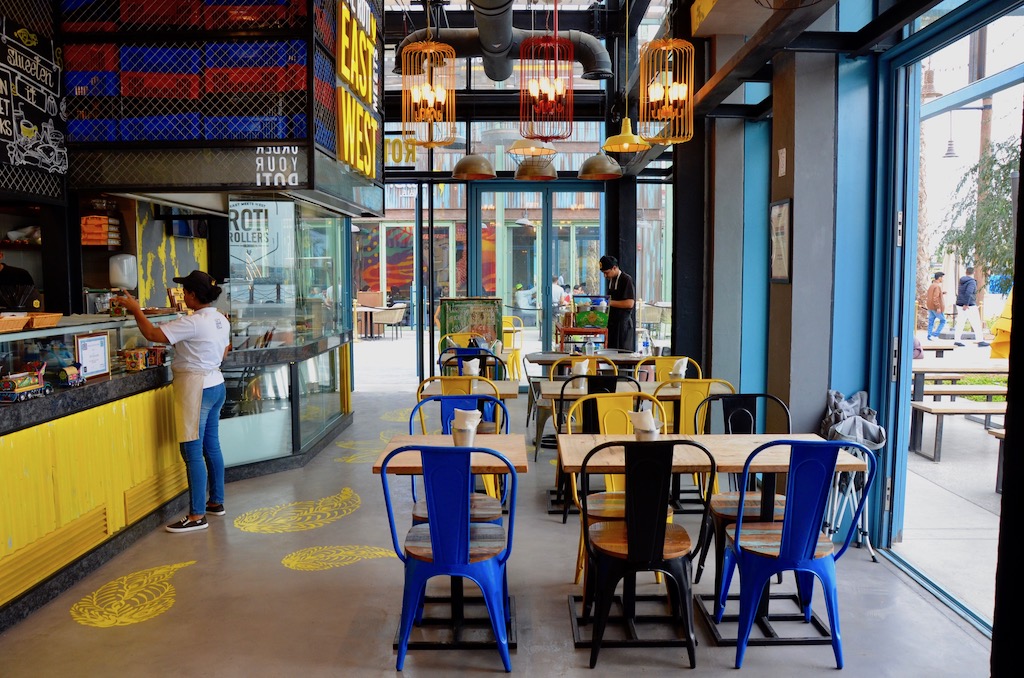 Roti Rollers – Interiors – Dubaicravings.com