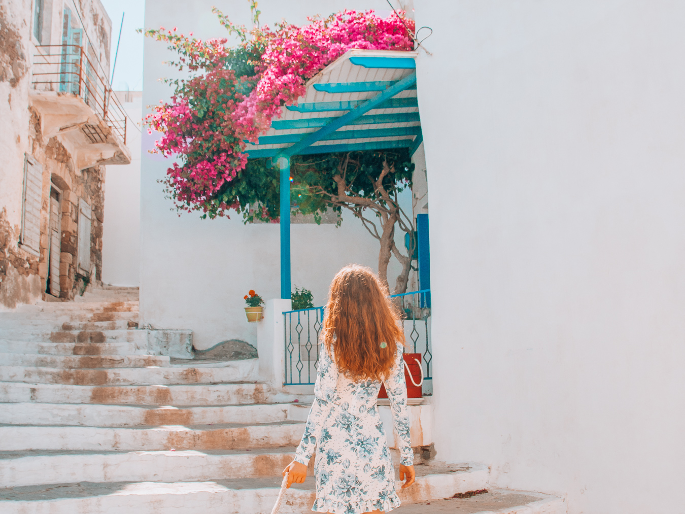 One Day in Milos: The Best Itinerary for 24 Hours in Milos - Dymabroad