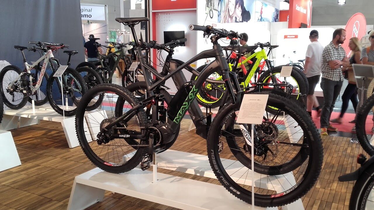 MAXX | e-MountainBike