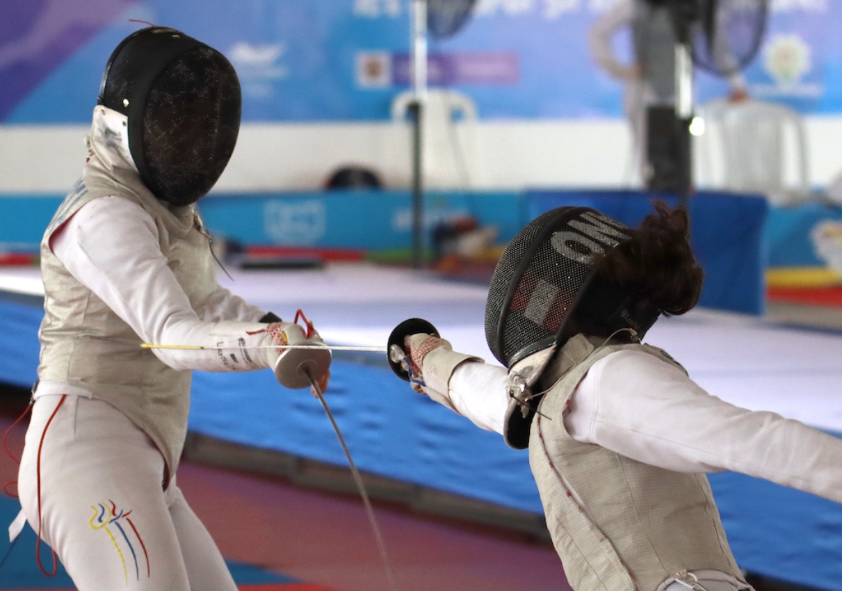 Equipo de esgrima femenino será abanderado de Venezuela en los ...