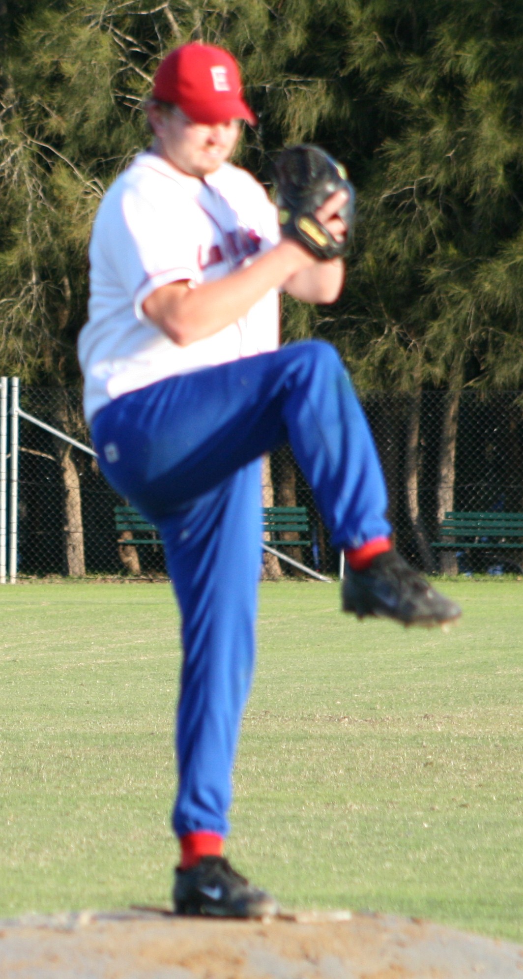 Cooke deals, EH battle to NSWIS road win. | East Hills 1st Grade 2008