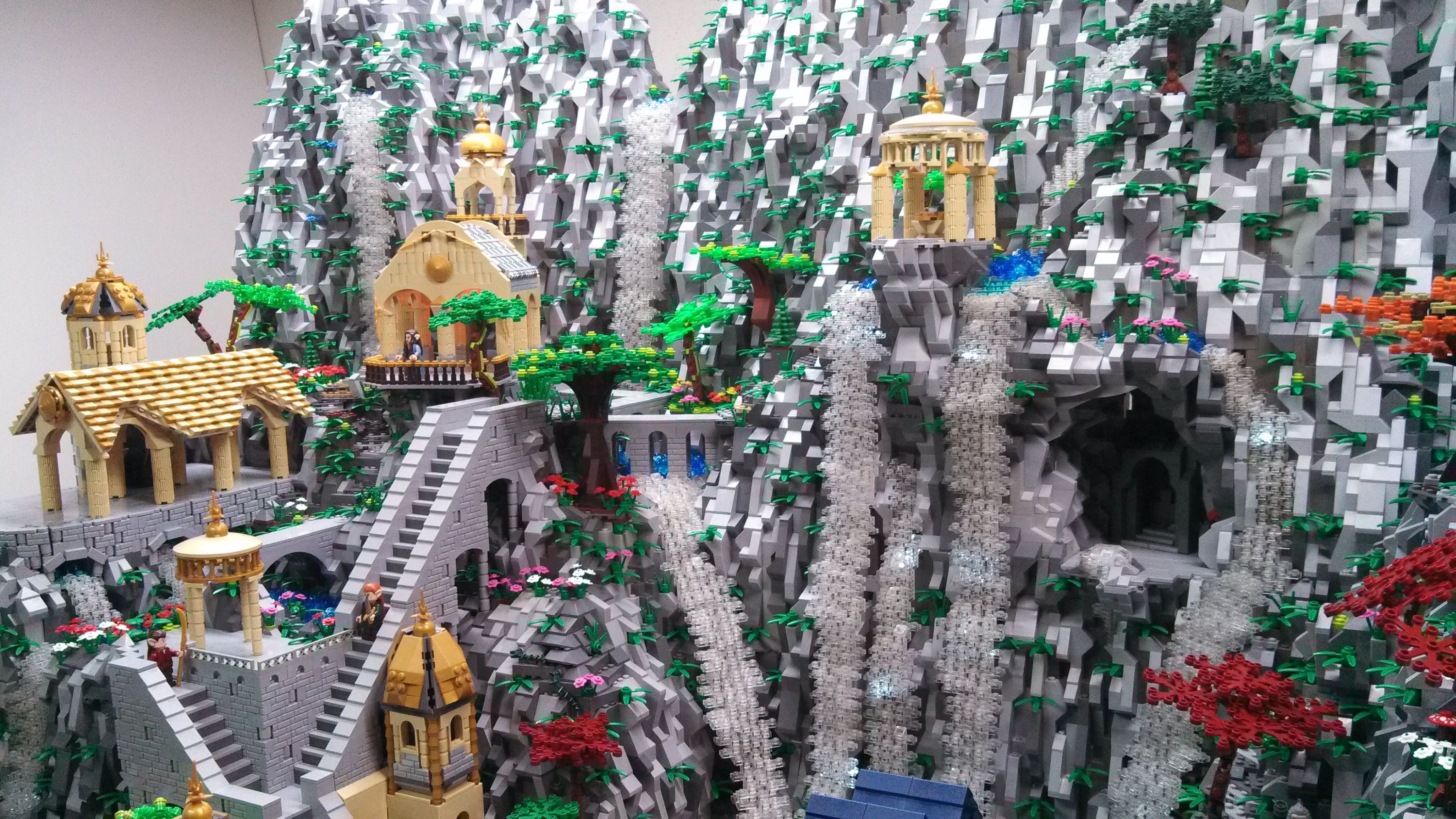 Un fan construye un modelo de Rivendel con 120 mil piezas de Lego – El ...