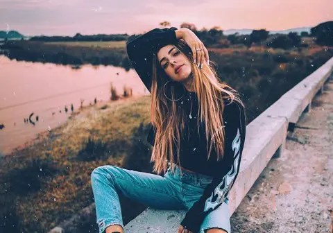 Con poca ropa: Corina Smith demuestra su talento en Tik Tok