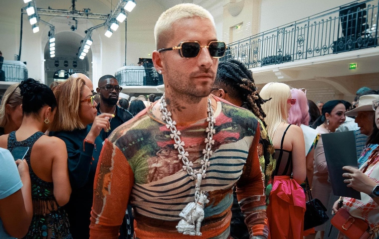 Qué le pasó?! Maluma fue intervenido quirúrgicamente