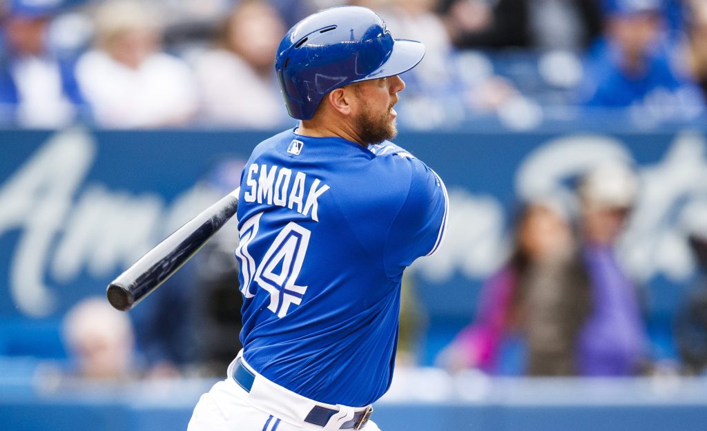 Los Cerveceros se siguen armando y firman a Justin Smoak ? - El Fildeo