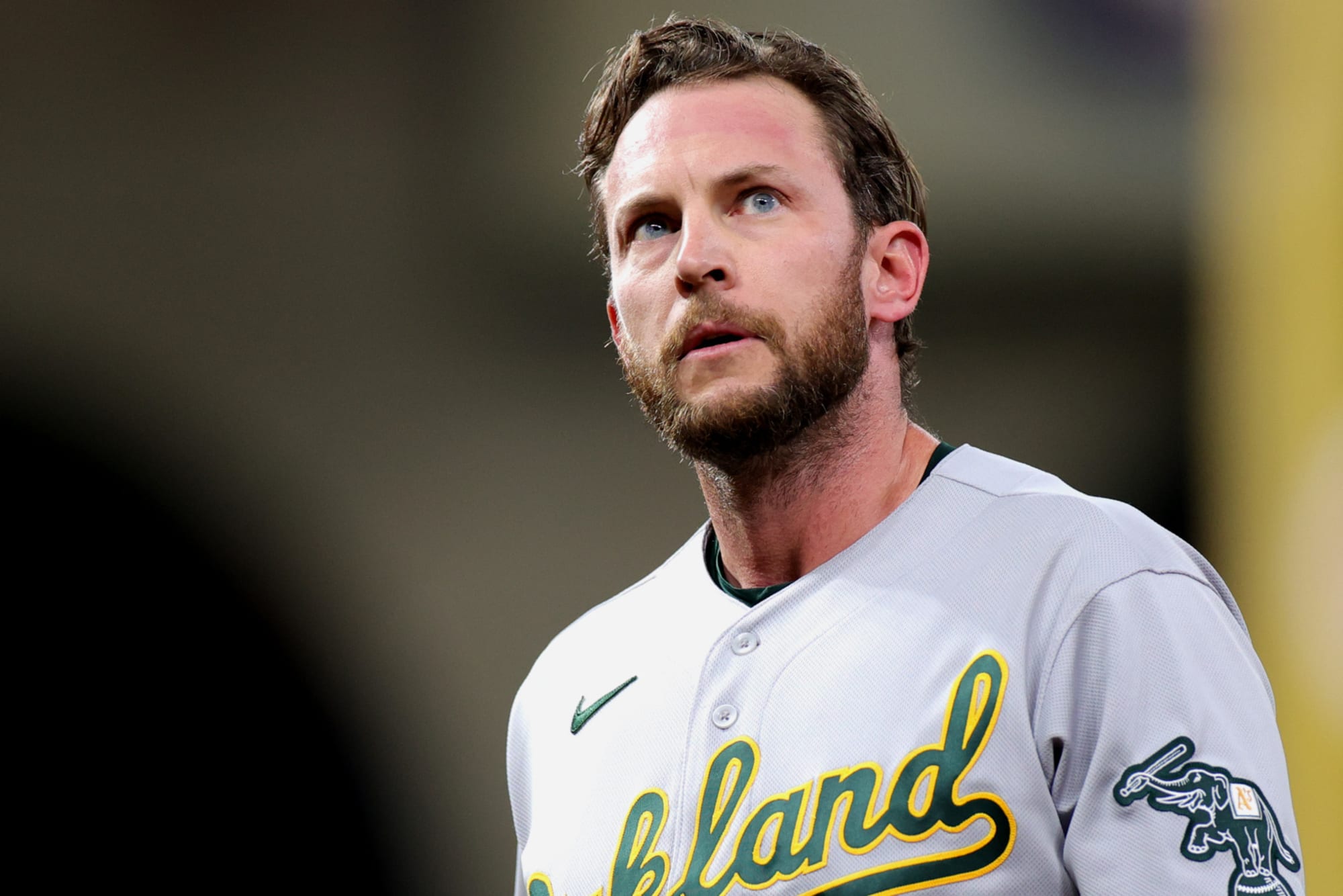 Atleticos de Oakland traen de regreso a Jed Lowrie - El Fildeo