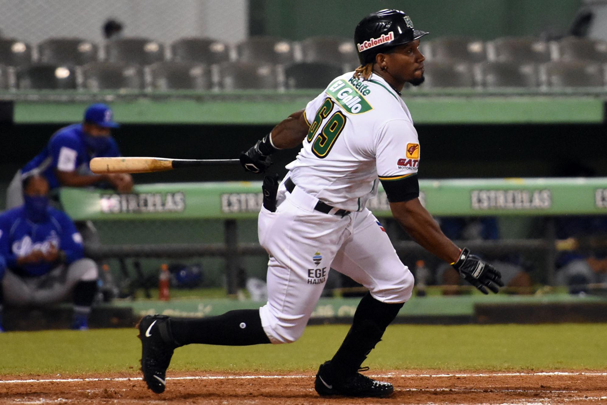 Rainel Rosario reforzará Navegantes del Magallanes en Venezuela - El Fildeo