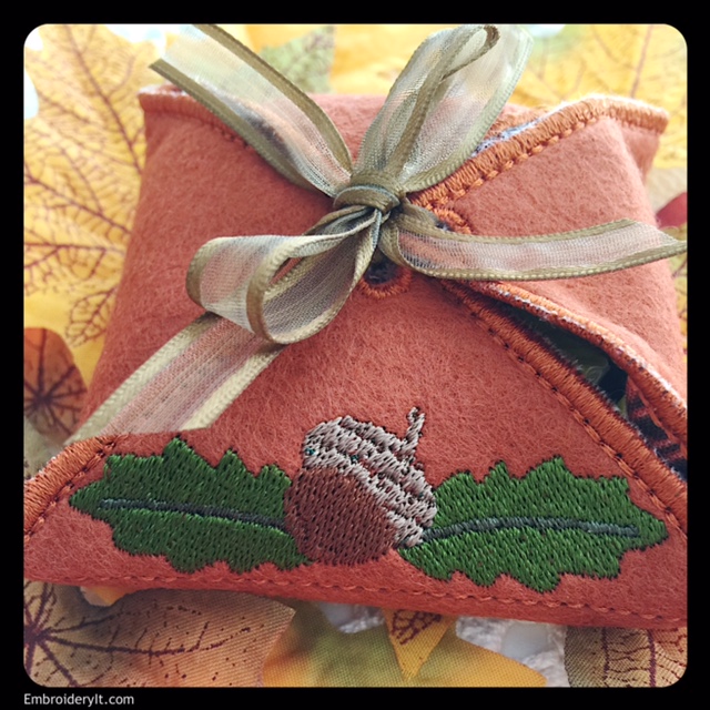 Machine Embroidered In The Hoop Fall Gift Box Set - Embroidery It