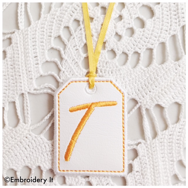 Free Machine Embroidery Design - Embroidery It