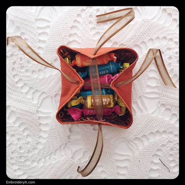 Machine Embroidered In The Hoop Fall Gift Box Set - Embroidery It