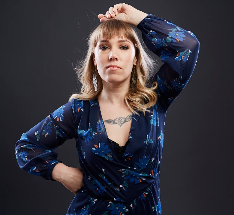 Press Kit - Emma Cook