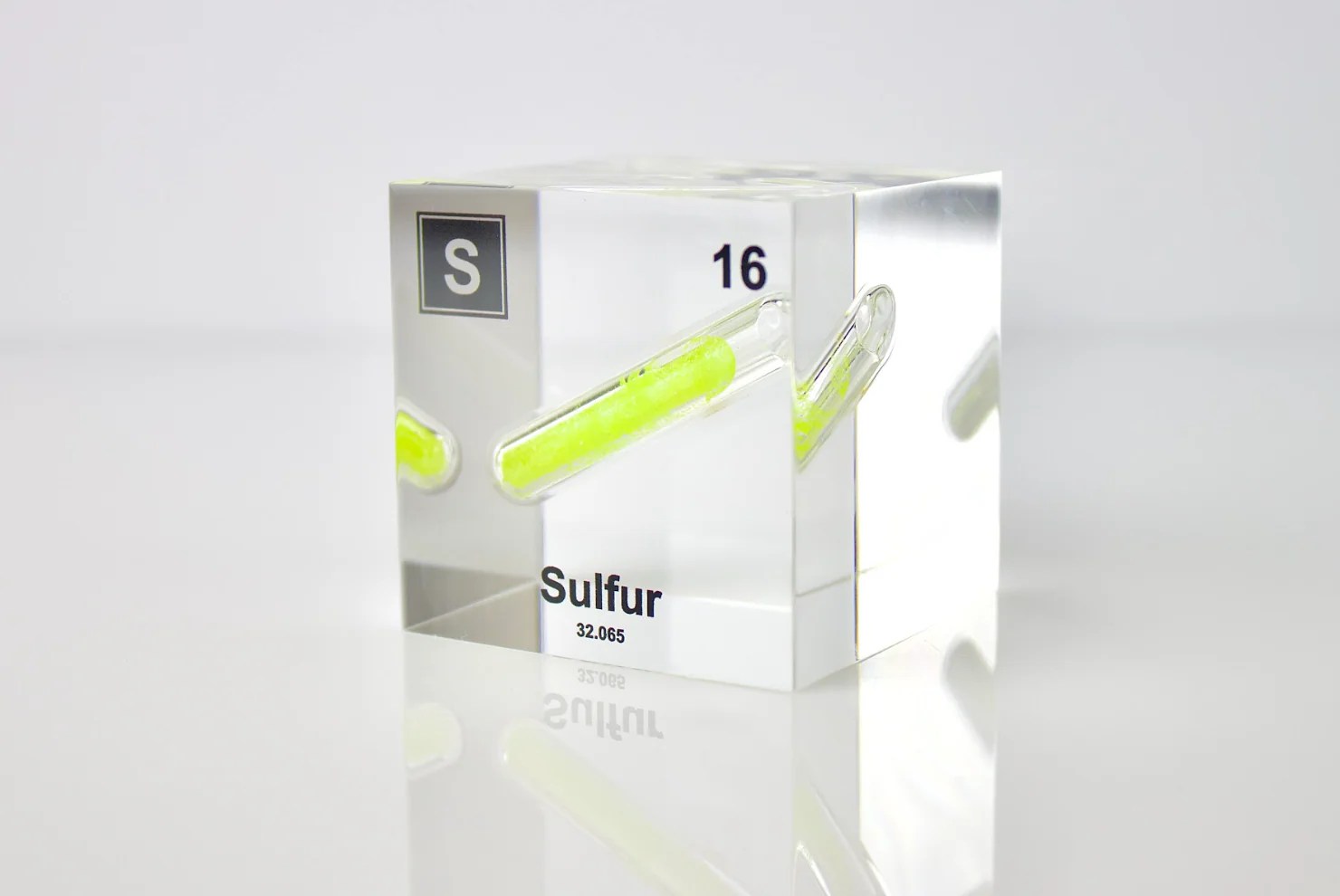 Sulfur Element Cube Engineered Labs