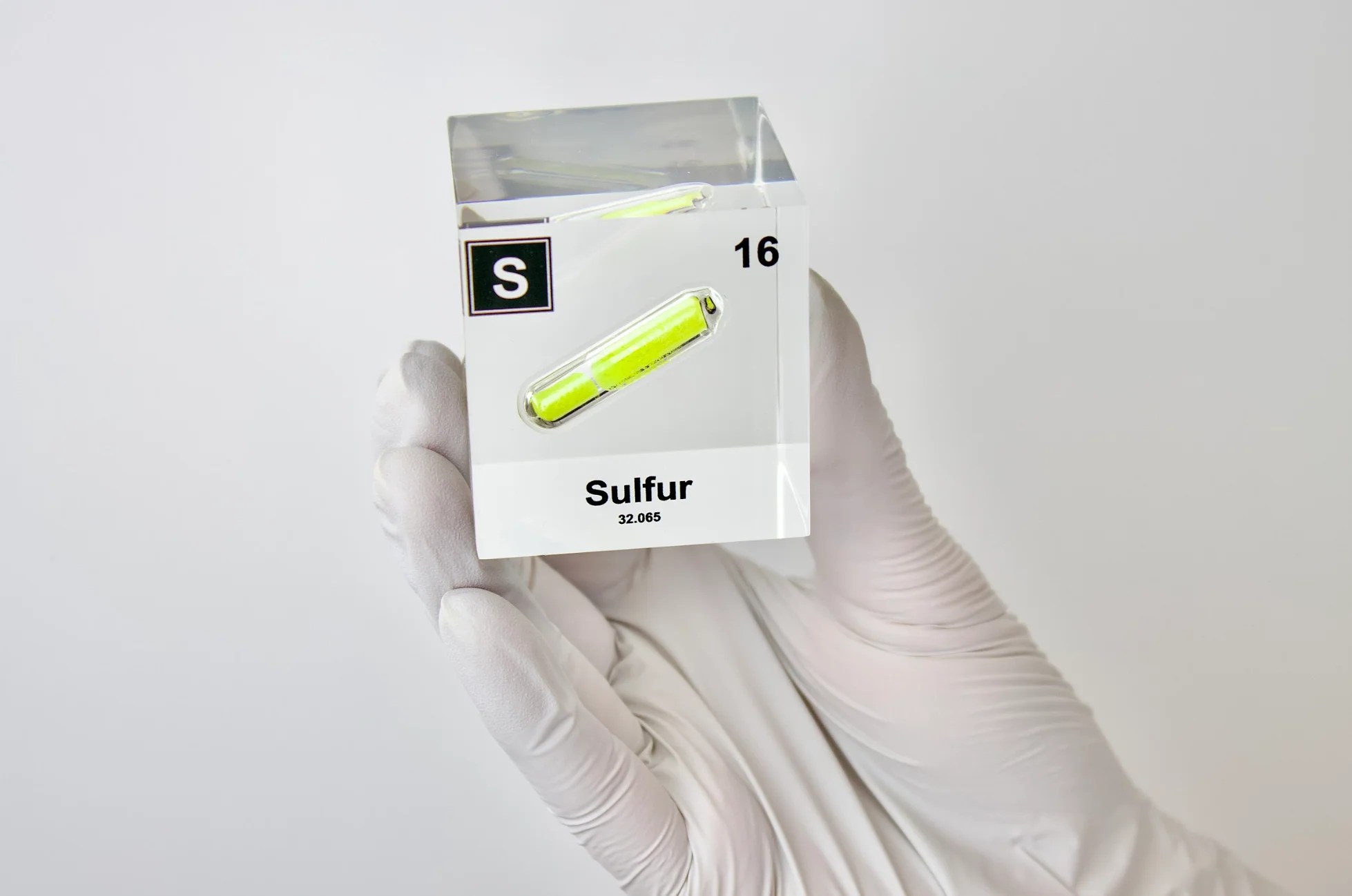 Sulfur Element Cube Engineered Labs