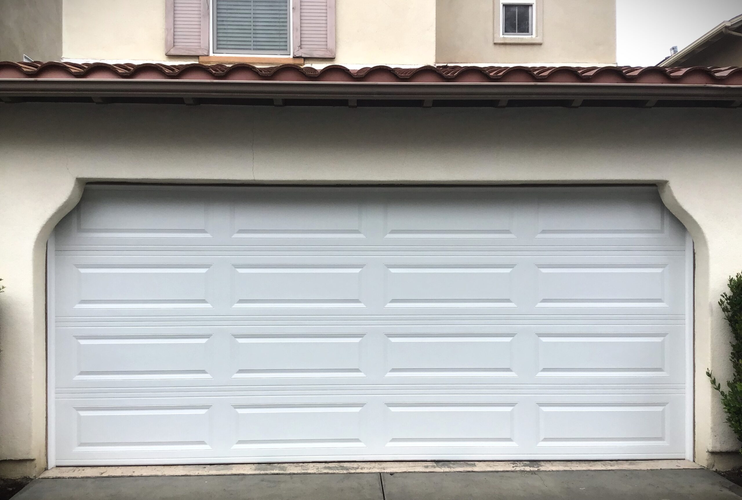 Traditional White Long Panel Garage Door Install in Ladera Ranch