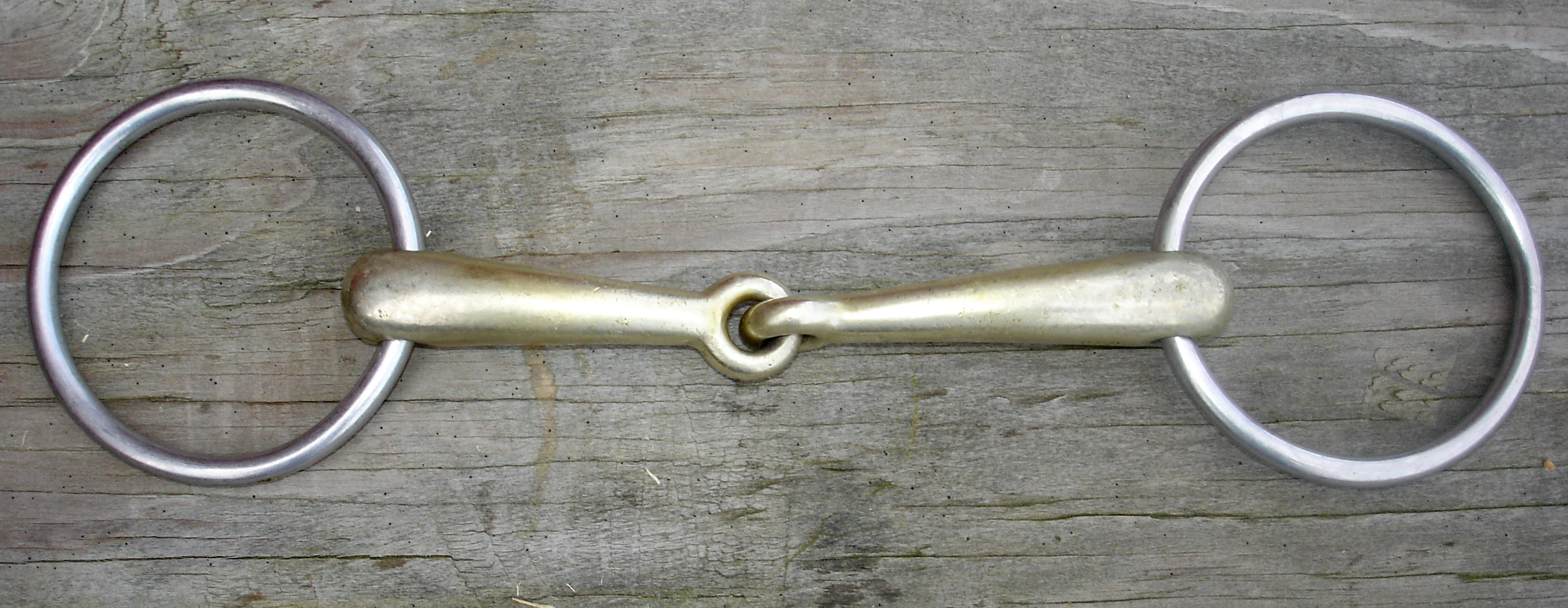 Yes, these are all snaffles - EQUINE Ink