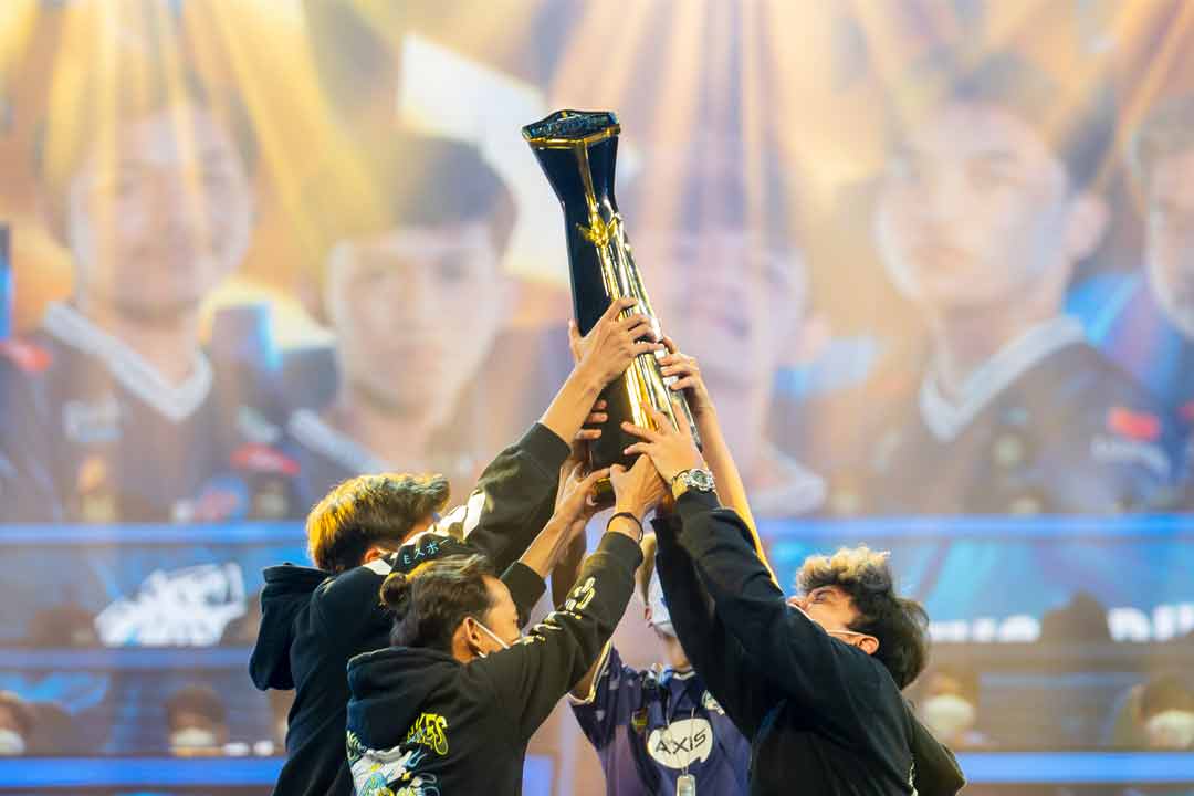 EVOS Divine: Juara FFIM 2021 (Free Fire Indonesia Master) Fall ...