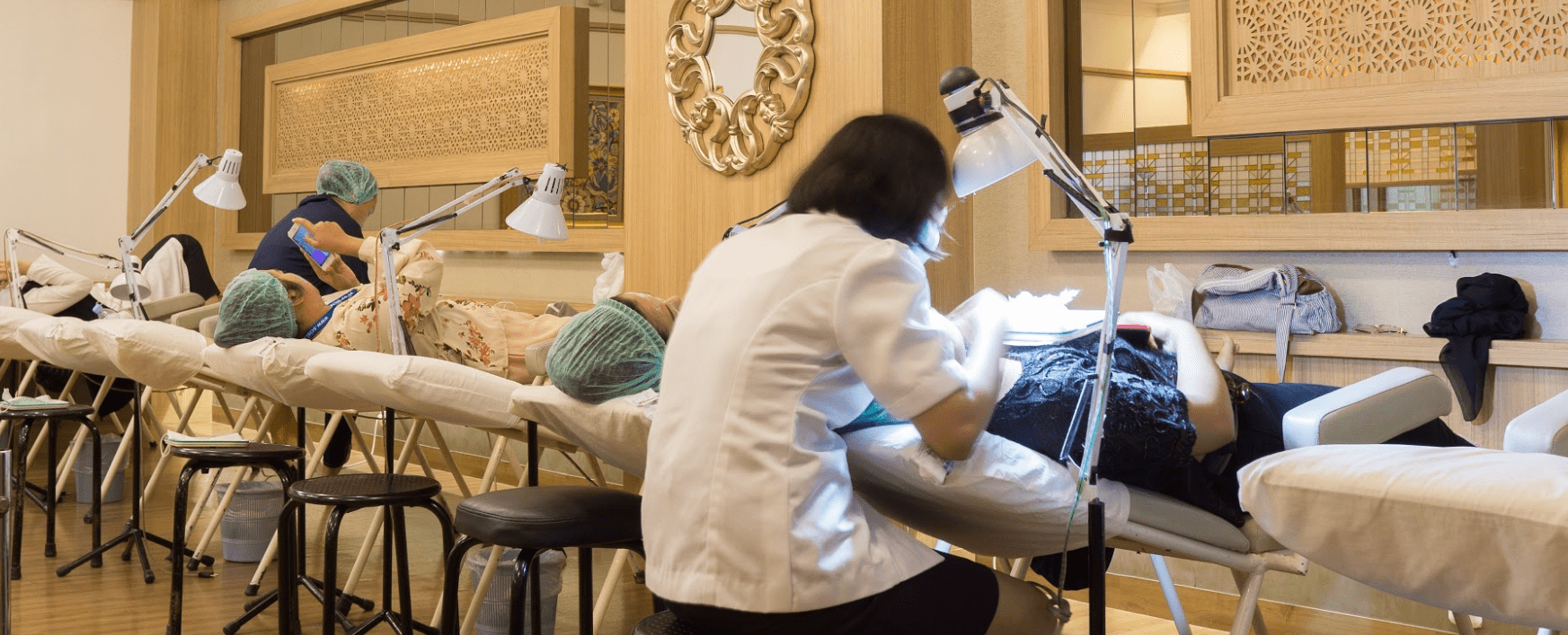 slideshow 2 | Eva Mulia Clinic
