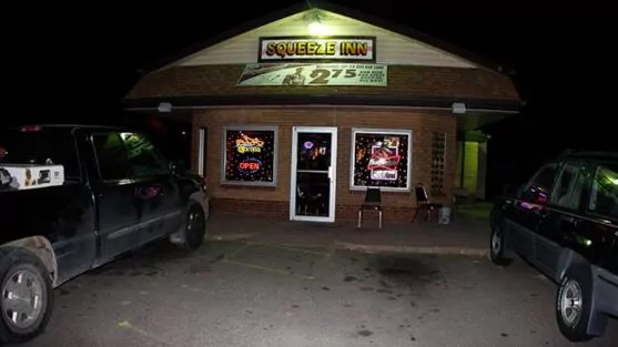 Squeeze Inn Menu Prices [June 2023 Updated]