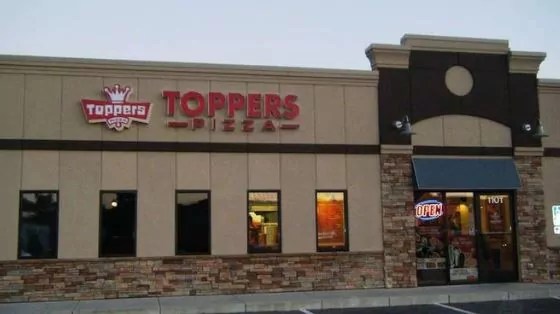 Toppers Pizza Menu Prices [July 2023 Updated]