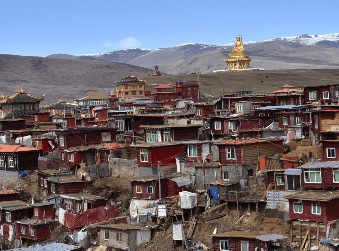 Yarchen Gar Monastery - Everywhere Awaits