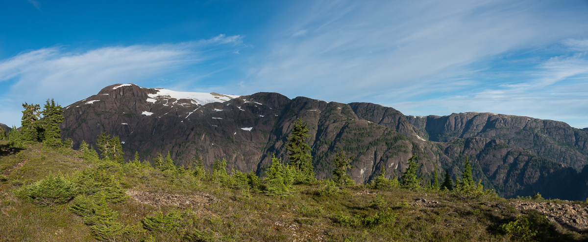 Comox Glacier: A Great Day Hike - Explorington