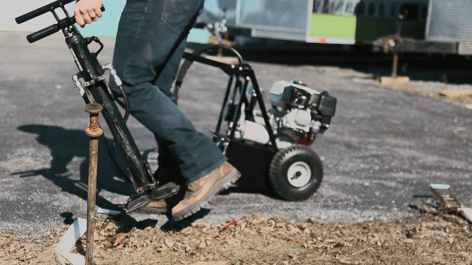 The Extractor Stake Puller - Features and Specifications