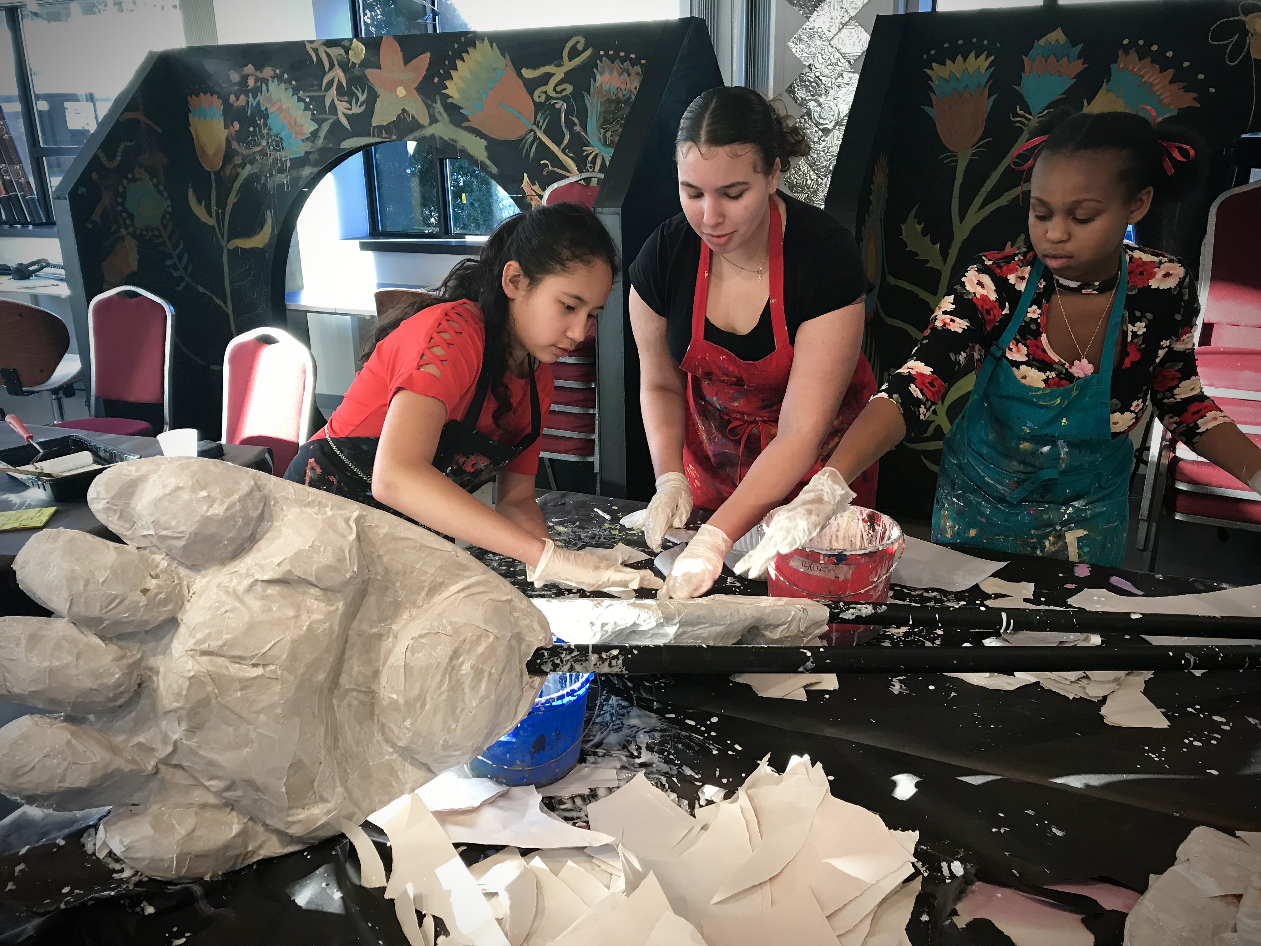 ExYo Youth Take On Set Design! - Express Yourself