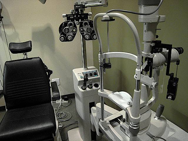 Clarifye - LensCrafters’ New Eye Exam - Eye Bulletin