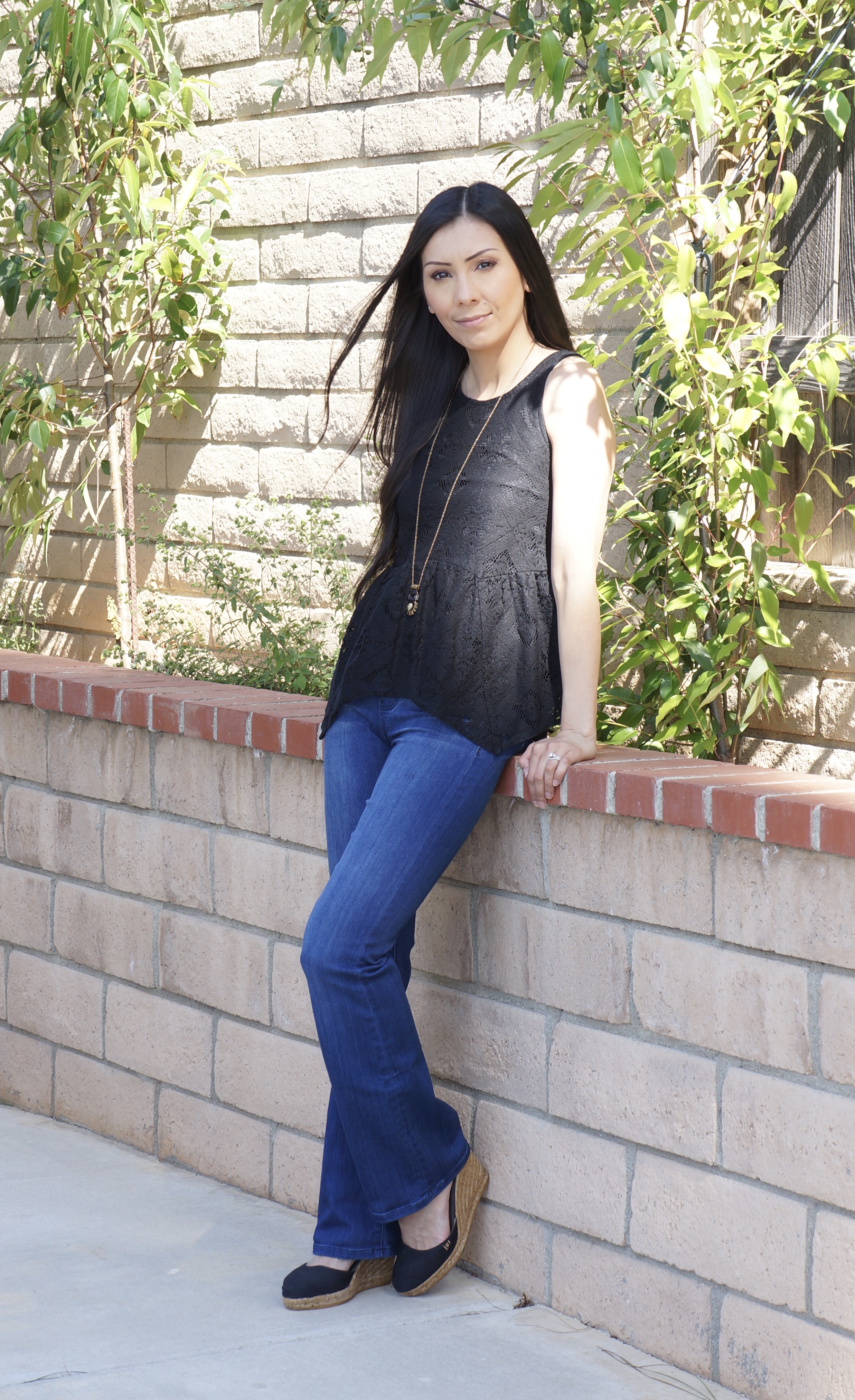 How to style Boot cut jeans