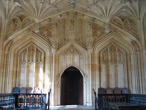 Divinity School Oxford doorways | inel