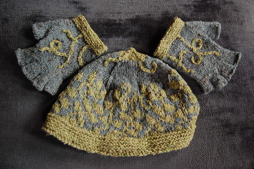 October | 2009 | Emilee Knits