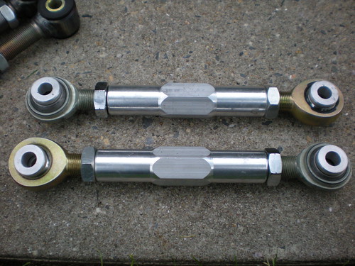 Ford Focus and SVT Rear Toe Adjustment Links! | DOMINANT