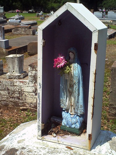 the grave houses of Istre Cemetery in Mermentau Cove, Acadia Parish | A ...