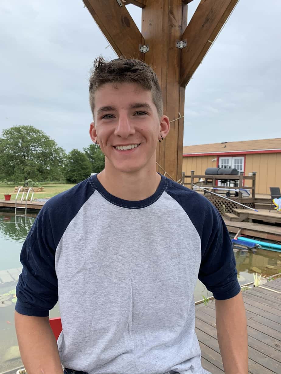 Logan Walker - 1 Cool Country Boy - Farm Raised Ramily