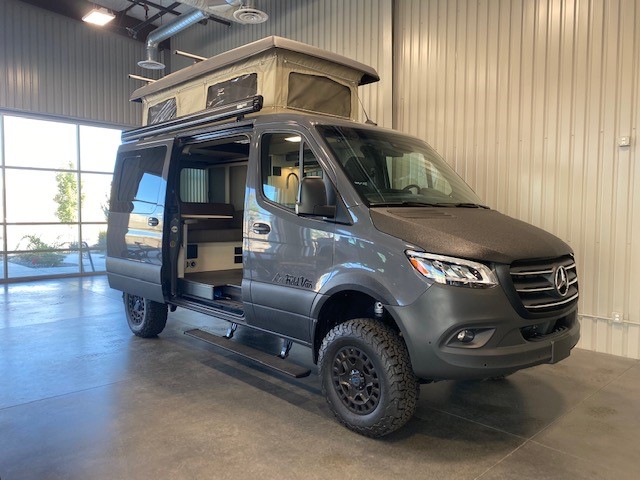 2020 Sprinter 144 2500 4x4 - Summit S1 - Field Van